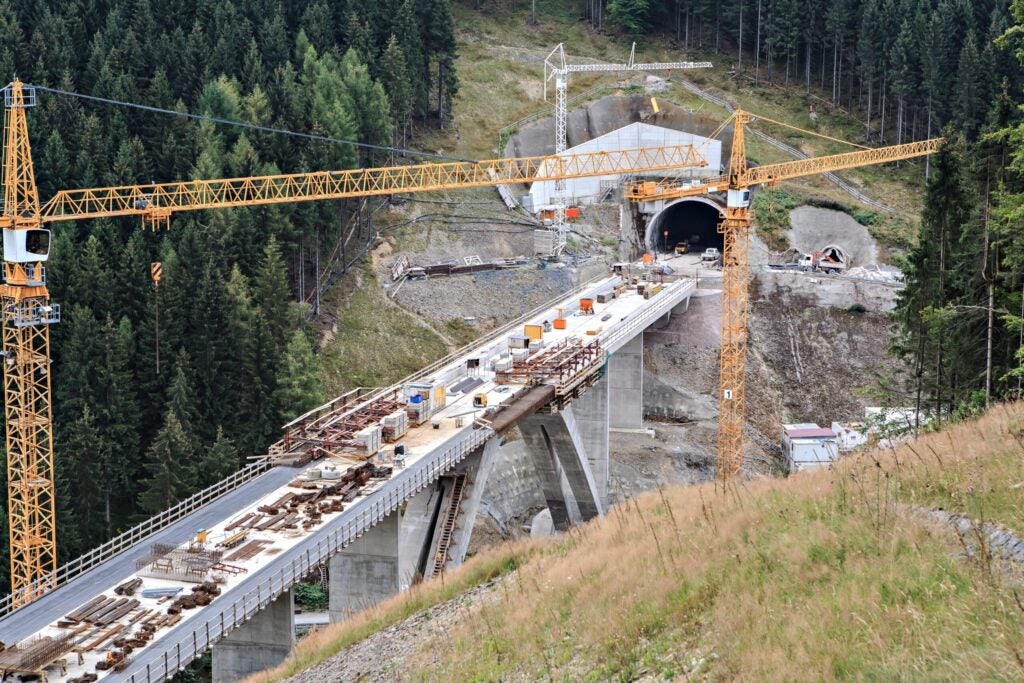 Construction & Civil Engineering | SNF